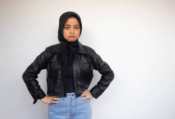 5 Fashion Item Gaya Anak Muda, Kamu Udah Punya Belum? - Jakarta Beauty ...